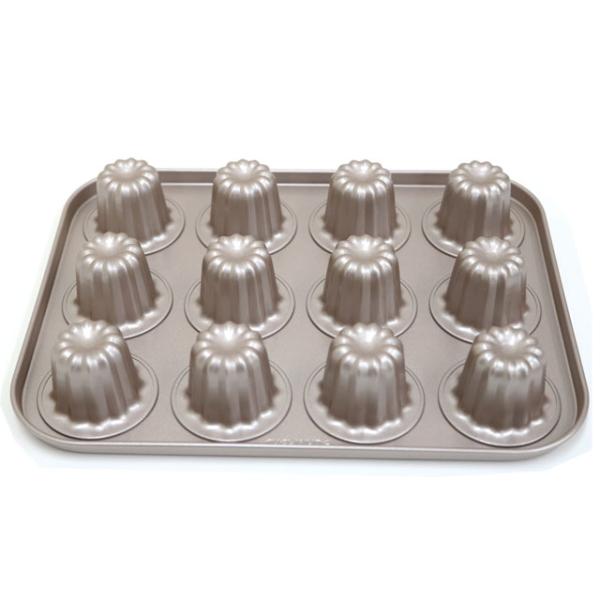 人気のカヌレがお家で作れる♪シャンパンゴールドの上品な色合いです。家庭用タイプの小さめの型が登場！熱伝導率が良く、型剥がれも良く丈夫です。■特徴・備考ご使用後は中性洗剤で洗浄し、十分に水気を取ってから保管下さい。水分が残っていると錆びやすく...