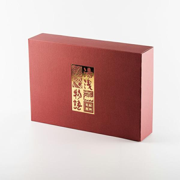 湯浅醤油　500mlが4本入るギフト箱。湯浅醤油　200mlx３本と、金山寺味噌の700ｇ木箱や徳寿梅600ｇ木箱も入ります。湯浅物語と金箔文字入りで高級感あり！お好きな醤油や味噌を選んで、組み合わせして頂けるようになっております。