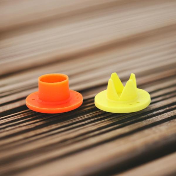 ノーマルティと大人気マウンティがセットになりました一般的なノーマルティと山形突起のマウンティの2個セット、お好みで使い分けできます。※色はアソートで入荷するためお選びできません。　画像と違う色が入荷する場合がございますので、ご了承下さい。■...