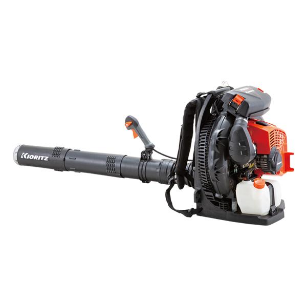 特徴 / ●圧倒的な大風量モデル登場! ●クルーズコントロールレバー・撥水ハーネス・大容量燃料タンク・大型エアクリーナ搭載 長さ×幅×高さ(mm) / 362×526×544本体乾燥質量(kg) / 10.6排気量(cm) / 79.9エン...