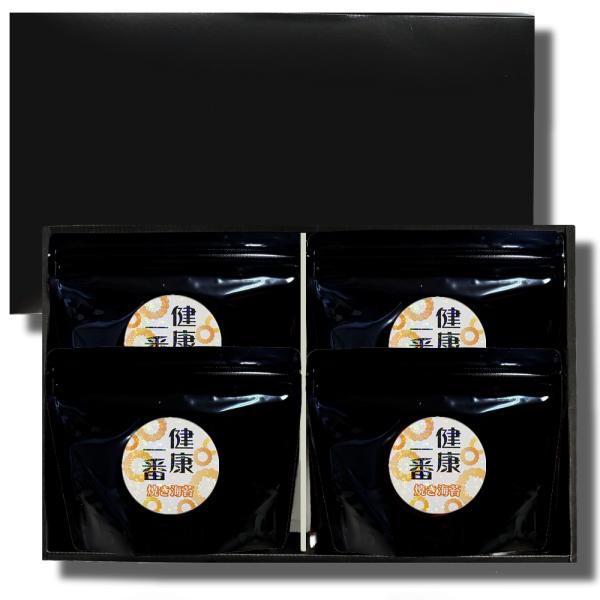 ●ギフト用化粧箱入りの商品です。お歳暮、お中元などの贈り物としてご利用いただけます。●包装紙、のし紙もお付けできます。当商品画面の確認事項でご選択ください。●パリッとして柔らかい口どけの有明海産一番摘みの海苔を原料に使用。●食べやすい8切サ...