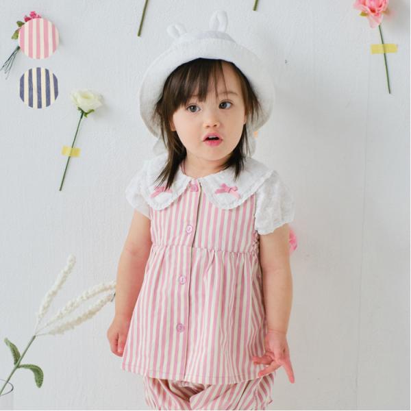 夏らしいセーラー衿の前開きチュニック。 さらりとしたストライプ柄が見た目にも涼しい１枚。 リボンの付いた衿と後ろのうさ耳が可愛い！ インナーを変えれば長い期間着られるので、ギフトやプレゼントにもオススメ！ 【アイテム】プレゼント ギフト プ...