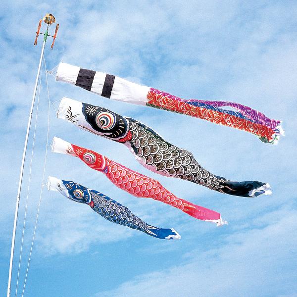 ■商品名：スパークル鯉 4m 6点 庭園用 大型セット/ポール別売り■主な設置場所：庭庭園用の大型こいのぼりで、ポールは別売りの「鯉・吹流し・矢車・ロープ」のセットです。※ポールをお買い求めいただく際は、黒鯉の倍程度の長さのポールをお選びく...