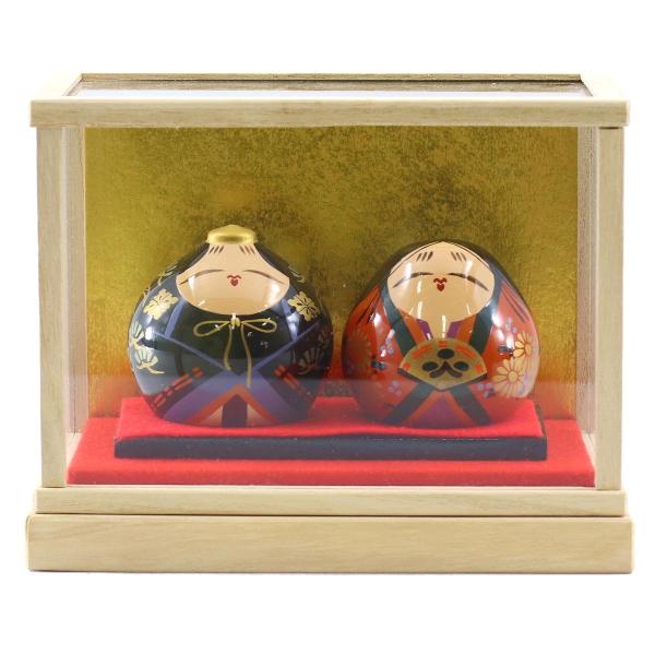 品名：大内人形 ペアセット NO-4  ガラスケース入り （桐ガラスケース小）工房：中村民芸社サイズ：4号　間口16×奥行10×高さ13cm■商品画像について画像はお使いのモニターや環境などで、実際の色・質感と異なる印象の場合があります。ま...