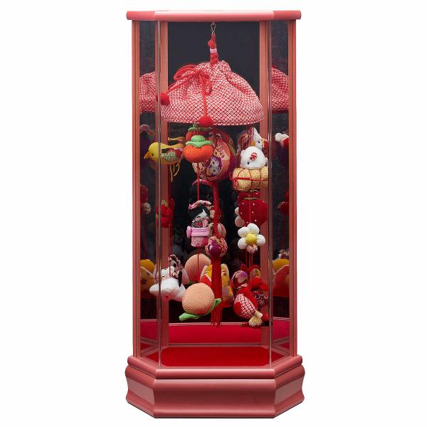 商品名：六角彩色LG塗り 鏡バック アクリル ケース入り (小) 桃商品番号：TRS-FO-203-602サイズ：間口24×奥行19×高さ52cmつるし飾りや室内鯉のぼりを、雛人形や五月人形、羽子板、破魔弓などの節句飾りと一緒に飾ってお祝い...