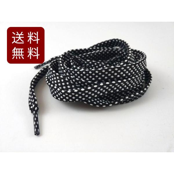 ちょっと幅広のシューレース 1足分2本入り120cmなので、ローカットのスニーカー向けです。カラー： ブラックXホワイト長さ：約120cm厚み：約0.25cm横幅：約0.8cm素材：ポリエステル1足分（2本セット）パッケージは無い場合がござ...