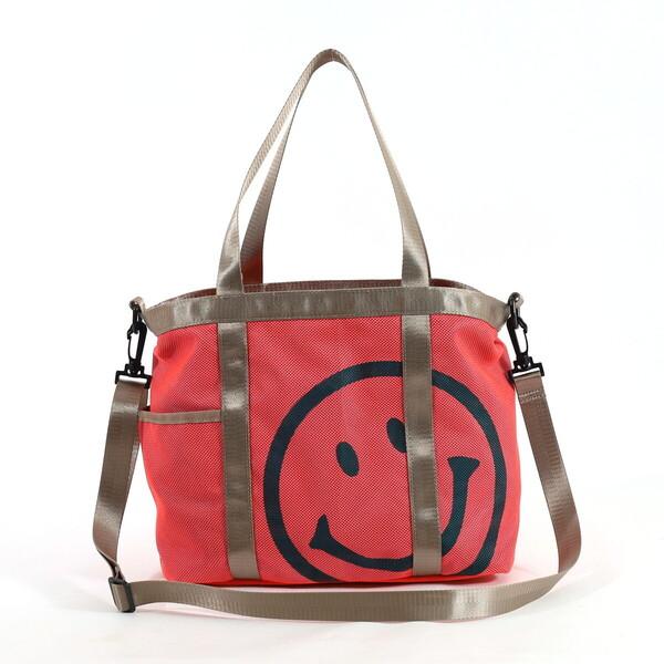 【発売日：2026年02月08日】ネットプリント2WAY トートバッグ A4対応 COOCO クーコ SMILEYSMILEY×COOCOこちらはHARVERBALLのSMILEYとCOOCOのコラボ商品です。スポーティなSMILEY×CO...