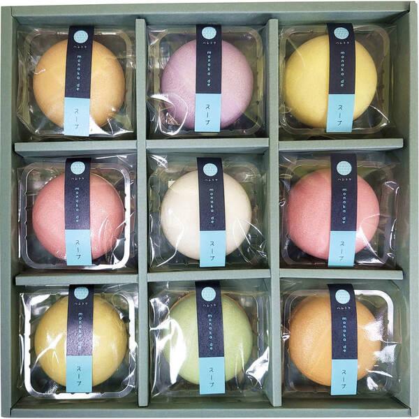 【発売日：2026年01月28日】ハレトケ スープもなか HASP0901 ギフト対応可ハレトケ スープもなか HASP0901天然着色料で色付けされた最中の中に色々な味のスープを閉じ込めました。【パッケージ】275×48×270mm【内容...