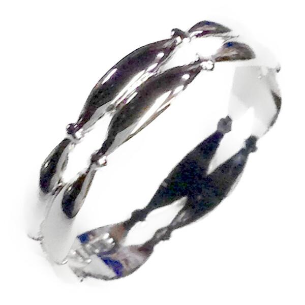 【発売日：2025年12月17日】日本製 シンプルウェーブSILVER925リング SR 3004【安心の日本製！】合わせやすい！重ね着け！■日本製■素材：SILVER925、鍍金■幅：約4mm------------  リングサイズ対応表...