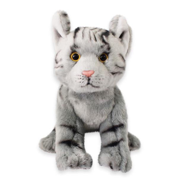 【発売日：2023年07月22日】ぬいぐるみ グレータビーキャット Ｓ Nat&amp;Jules ラッピング可猫ちゃん好きにおすすめのグレーの毛並のタビーキャット！！クリクリな瞳でじっと見つめられるとメロメロです。思わず頬ずりしたくなる毛...