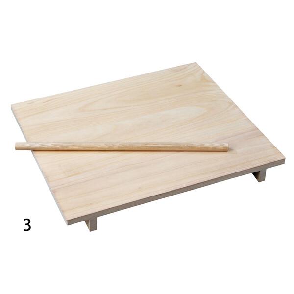 【発売日：2025年06月07日】桐のし板 棒付 大 キッチン 蕎麦道具 日本製蕎麦打ちで蕎麦を延ばすときの、のし板です。コンパクトな小サイズから、余裕ある上級向けの大サイズまで、お手ごろな価格で準備しました。☆サイズに合わせためん棒付き。...