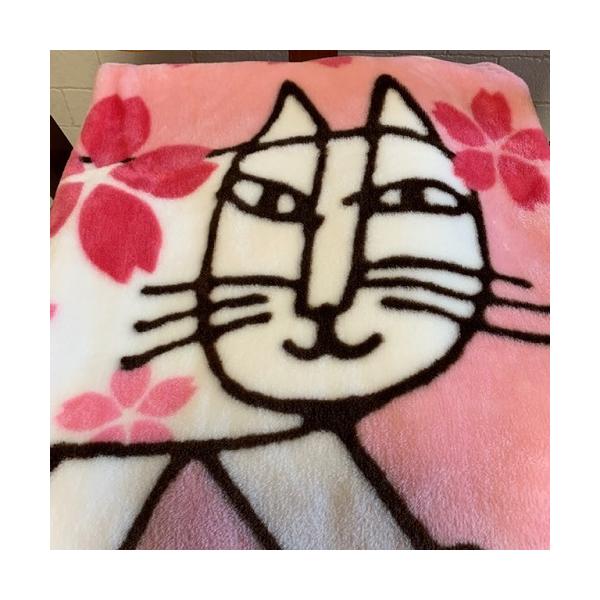 リサラーソンのサクラ柄ブランケット。春が待ち遠しくなるマイキーのデザインです。大人の女性に人気のリサラーソンのブランケット（70×100cm）です。※サイズ：70×100cm(カタログ表記サイズ：多少の誤差はご容赦ください)　※ポリエステル...