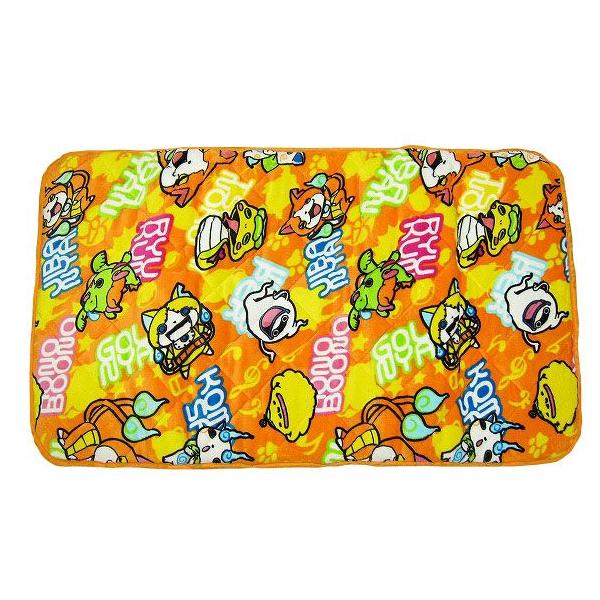 ◎妖怪ウォッチのゴロ寝マットです。◎サイズは70cm×120cm。ベビーふとんやお昼ねマットに使えるサイズです。◎表面は肌触りの良い起毛素材。裏面は滑り止め加工。----------------------------------【サイズ】...