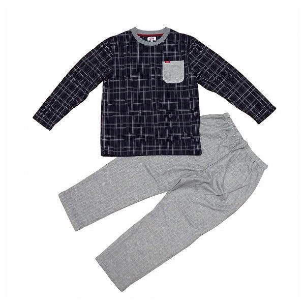 ◎エドウィンの長袖紳士パジャマです。◎軽くて暖かソフトキルト----------------------------------【サイズ】 M 【胸囲】 88cm〜96cm 【身長】 165cm〜175cm【サイズ】 L 【胸囲】 96cm...