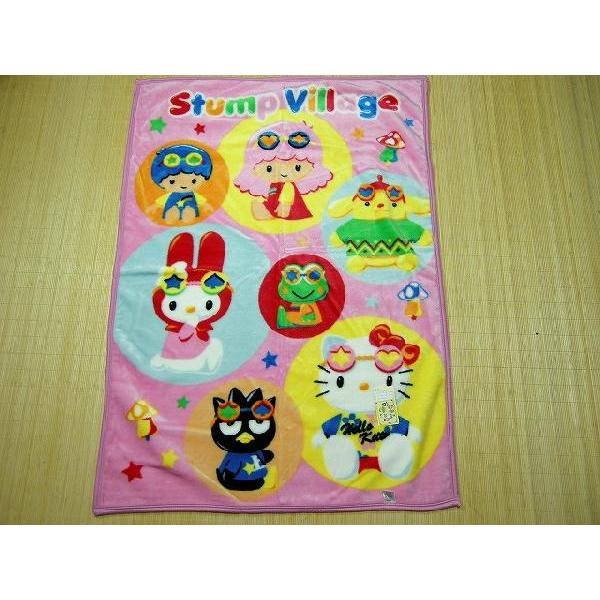 ◎キメの細かい毛並みです◎ニューマイヤーなので軽くて暖かです◎しっかりしたヘムです◎工夫次第で使いみち色々です。◎画像の柄は売り切れました。只今の在庫はピンクのキティ丸柄ですが多少柄が変わります。