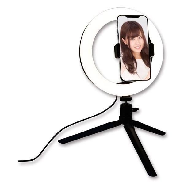 スマートフォン撮影や配信に便利なLEDリングライトです。3色のLEDライトと10段階の明るさ調整に対応しており、用途に合わせて最適な照明環境を作れます。リモコン付きで手元で簡単に操作でき、USB電源で手軽に使用可能です。撮影・配信・自撮り・...
