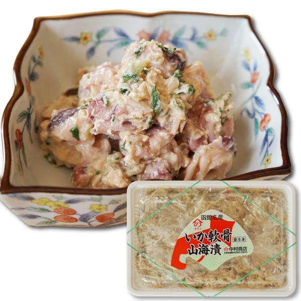 通好みの隠れた珍味のイカ軟骨を使った山海漬けです。コリコリとした食感を味わいながら、食べた瞬間に鼻から抜ける酒粕の芳醇な薫りをお楽しみください。イカ軟骨とは？イカは足の上に目や頭があり、この頭部にあたる部分をイカ軟骨を呼んでいます。通好みの...