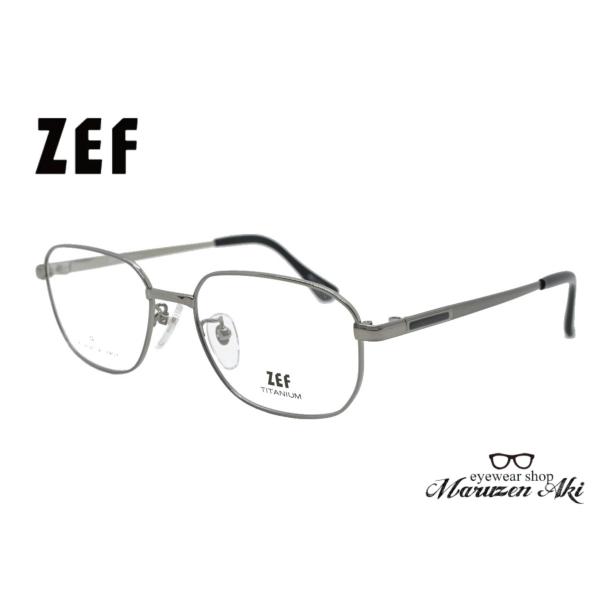 ZEF（ゼフ）は、日本のメガネの聖地、鯖江市に拠点を置く「シャルマン」が手掛ける男性向けアイウェアです。シンプルでスタイリッシュなスクエアシェイプのデザインは、ビジネスシーンに最適で、遠近両用レンズとの相性も抜群。シャルマンの「LINEAR...