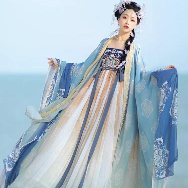 ????【素　材】：ボリ混紡生地　コットン　シフォン????【古風】：漢服は、中国の文化と精神を組み合わせた漢服の一種で、ルーズバージョンの軽量素材の刺?職人技は、中国の文化を反映しています。色合いが美しく伝統衣装で高貴なイメージがあります...