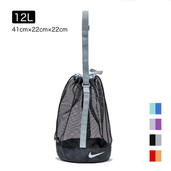 ■ナイキ NIKE SWIM メッシュショルダープールバッグ【カラー】・ブラック・ミント・レッド・グレー【寸法】41cm×22cm×22cm【容量】12L【品質】ポリエステル様々な持ち方ができるメッシュプールバッグ。ストラップは縮めて肩掛け...