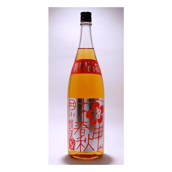 日本酒ベースで仕上げた梅酒と焼酎ベースで仕上げた梅酒を絶妙なブレンド配合で梅本来の風味、旨みを十分に引き出した絶品の梅酒です。