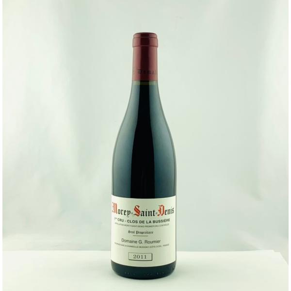 収穫は全て手摘みで行われ、2003年に選果台を導入、畑と醸造所とで2度行います。発酵桶は1998年までは木製開放桶で、その後はステンレスとセメントタンクを併用、2009年以降は100％ステンレスタンクでの発酵に変わっています。通常、除梗率は...