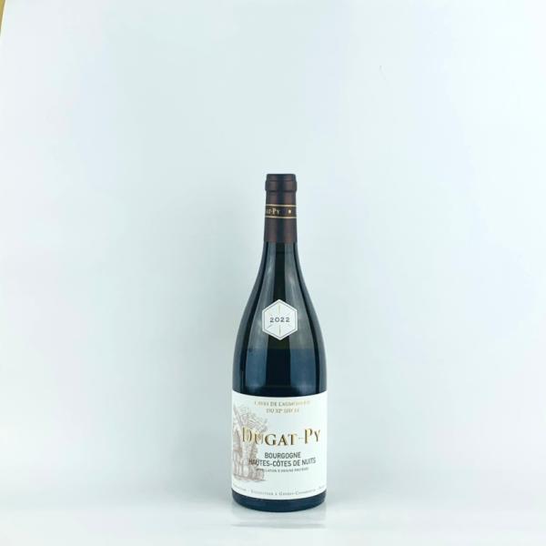 2018年にショー（Chaux）に近い場所に植樹。密植度は1ヘクタールあたり12,000本。ブドウ畑は庭園のように丁寧に手入れされており、自家製のバイオダイナミックティー（自然由来の液体肥料またはスプレー剤）を使用し、キャノピー（葉の部分）...