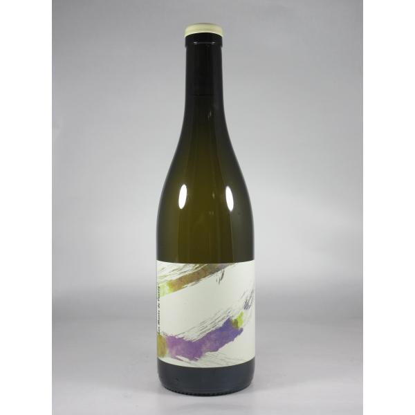 【栗山さん2023VTコメント】オート・コート・ド・ボーヌの最北にあるフュセイ村の麓に位置。ドメーヌワインの中で一番若い畑です。活性石灰の比率が中でも高く、急斜面で葡萄に水分負荷がかかるため、流麗でエレガントになります。（ドメーヌワイン）白...