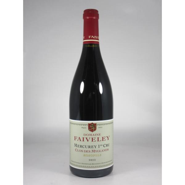 フェヴレが単独で所有する6.31haのプルミエ・クリュ。最も古い樹は61年に植えられている。深みのあるルビー色。ラズベリーやダークチェリーなどの果実香に、樽熟成による香ばしいオークのフレーバーが溶け込む。コート・ドールの赤にも負けない、果実...