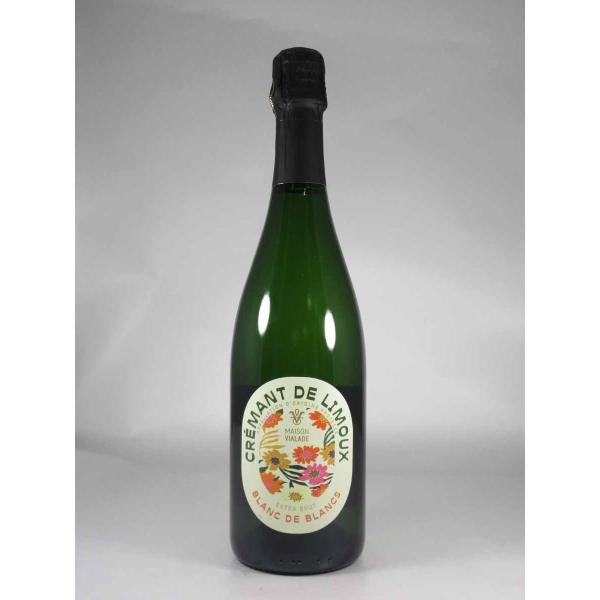 繊細な泡と黄金の輝き。白い花のほのかな香り、蜂蜜を垂らしたトーストのニュアンスがある。フレッシュで繊細、持続するバランスの取れた力強い口当たり。スパークリングワイン白泡ワインヴィンテージ：NV品種：シャルドネ 70%/シュナン・ブラン 20...