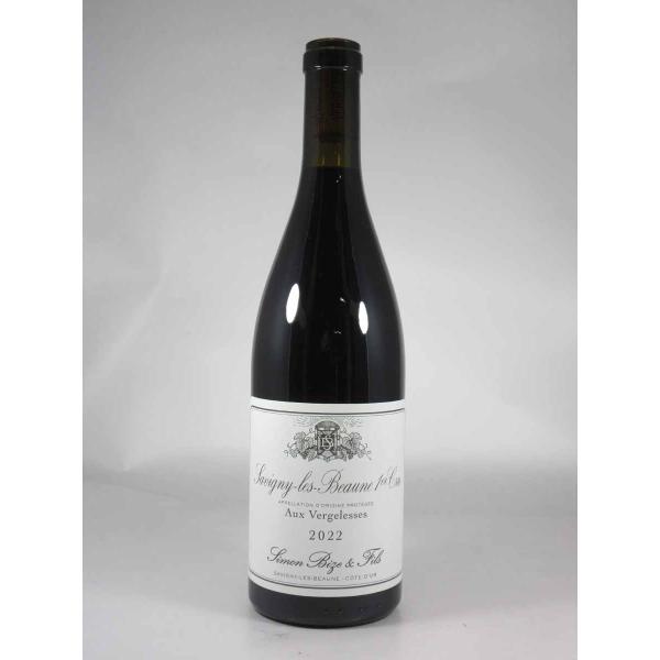 サヴィニー・レ・ボーヌ最高の1級畑であり、シモン・ビーズを代表するワイン。パトリック・ビーズの父が戦後手に入れ開墾した。よく熟した、しかし決して過熟でもなければ、煮詰めた感じも受けない、フレッシュな赤い果実の香り。張りのある豊かなボディ。心...