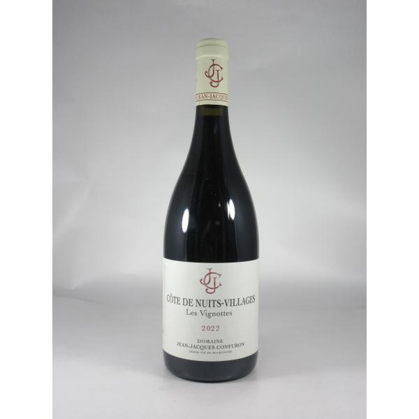 ニュイ・サン・ジョルジュ1級クロ・ド・ラ・マレシャルの下に位置するコート・ド・ニュイ・ヴィラージュの畑。色は深いルビー色をし、ダークチェリーのアロマが広がる。ミディアムボディでタンニンは丸く、アフターに香ばしいカカオのフレーバー。赤ワイン赤...