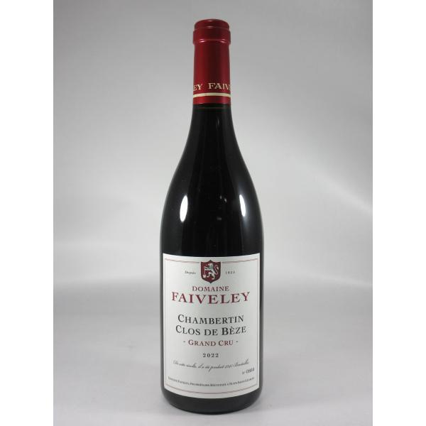 かつてベーズ修道院の持ち物であった、由緒正しいグラン・クリュ。フェヴレはここに3区画、計1.29haの自社畑を所有する。49年、55年、66年、83年に植樹。非常に深みのあるルビー色。カシスやダークチェリーなど黒い果実のアロマが支配的。スパ...