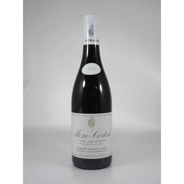 日当たりのよい斜面にある畑。赤系果実のアロマ。深みのある、長い余韻が、非常に調和のとれた樽のニュアンスとともに感じられる。15年の熟成ポテンシャルをもつ。赤ワイン赤ワインヴィンテージ：2022品種：ピノ・ノワール 100%容量：750ml生...