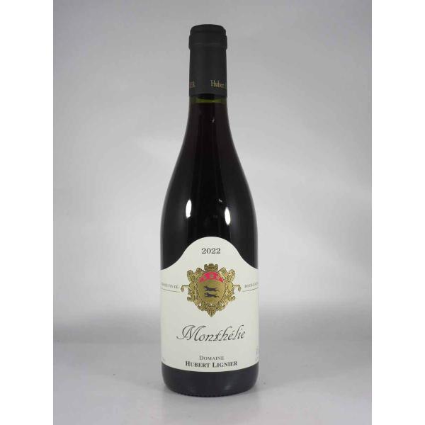 レ・デュレスとレ・ジュエールのクリマに位置する35アールの畑。色調は全体的に柔らかく、若いうちから開いている。グリオットチェリーやフランボワーズの香りが広がり、口に含むととろけるようにジューシー。赤ワイン赤ワインヴィンテージ：2022品種：...