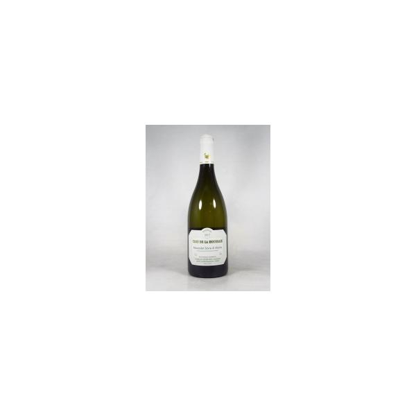 最低でも3年の瓶熟を経た後に出荷される、単一区画のミュスカデ。熟した果実にデリケートな白い花、柑橘系。香りは複雑で落ち着きがあり、ブリオッシュを思わせる香ばしさ。口に含むと凝縮度が強く感じられ、ピュアな酸味と充実した酸味が調和し、アフターに...