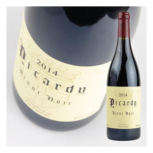 ブラックチェリー、プラム、グリーンオリーブの特徴的なアロマが複雑に混じり合い、ザクロ、チェリーの快活な果実をスパイシーでドライなオークの風味と持続的な酸がエレガントにまとめている。赤ワイン-ヴィンテージ:2022品種:ピノノワール容量：75...