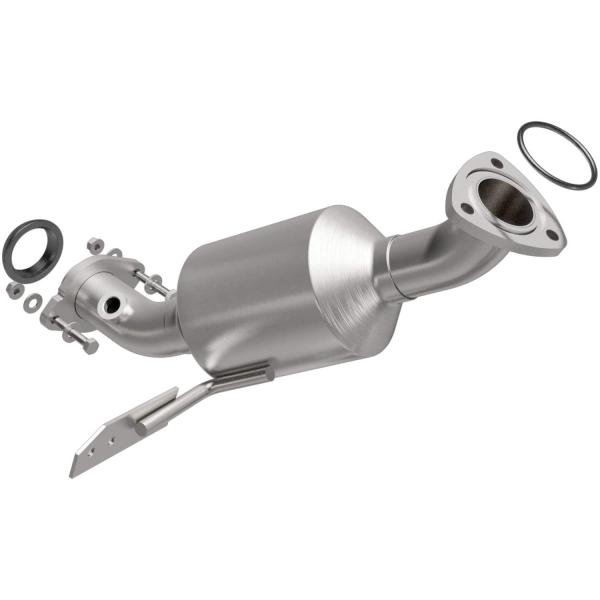 商品名:  MagnaFlow Catalytic Converter 51872: OEM Grade, Direct-Fit, For 2003-2004 Cadillac CTS (EPA Compliant)ブランド: MagnaF...