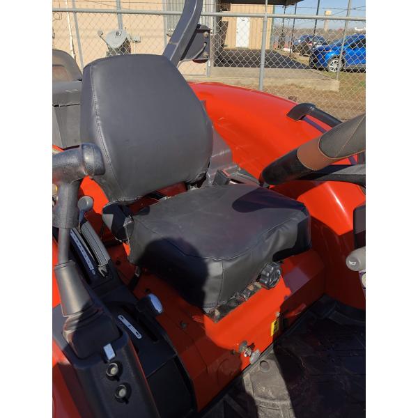 商品名: Durafit シートカバー KT05 KIOTI DK4510/NX5510 古いトラクター用 写真が座席と一致するか確認してください ビニールシート Durafit Seat Covers, KT05 KIOTI DK4510...