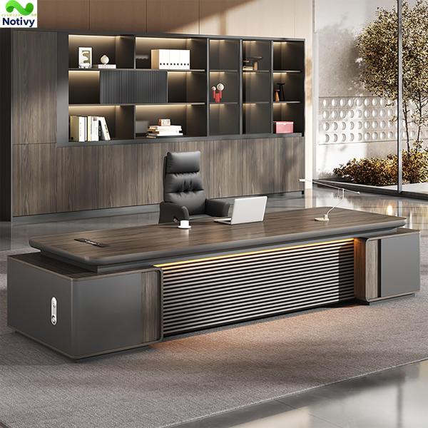 【600kgの耐荷重】：社長デスク 厚さ5cmの二層式デスクは耐久性に優れた構造で、最大600kgの優れた耐荷重を誇ります。重い機器を置いても、寄りかかっても、安定した状態を保ち、長く安心して使える作業面を提供します。【デュアル収納キャビネ...