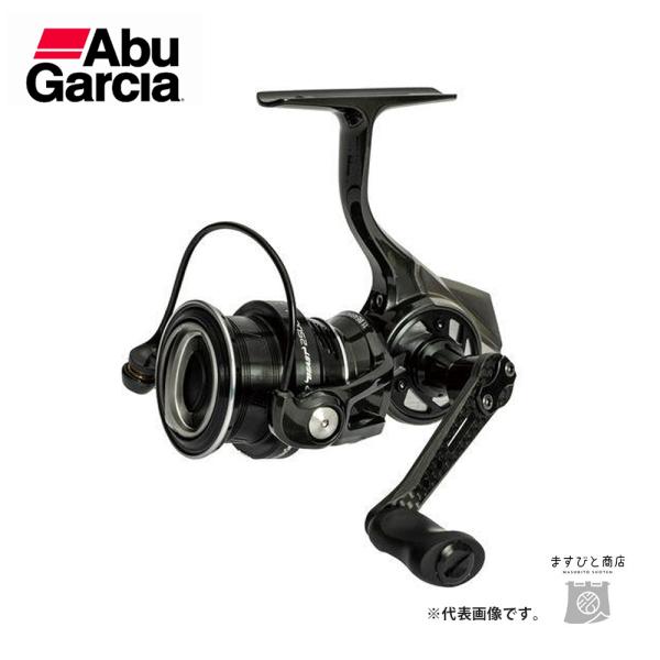 自重(g)：210ギア比：6.1最大ドラグ力(kg)：5最大ライン巻取(cm)：92ボール/ローラーベアリング：10/1ラインキャパシティ(m)ナイロン・フロロ/PE：0.235(8lb)-110/PE1.2-150