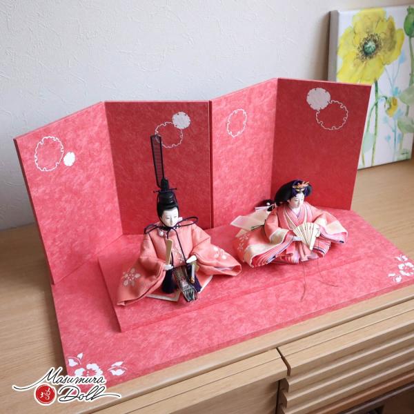 雛人形 コンパクト モダン おしゃれ インテリア ひな人形 おひなさま 清水光雲 柳サイズ かわいい お雛様 雛 親王飾り 増村人形店 MMN2008白木扇 ピンク刺繍 雪輪牡丹 盛上手描きセット 衣装着サイズ  幅 50cm × 奥行 2...