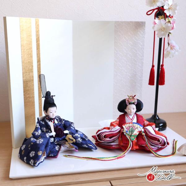 雛人形 コンパクト モダン おしゃれ インテリア ひな人形 おひなさま 柳 親王  桜共 紺赤 かわいい お雛様 雛 親王飾り 増村人形店 MMN3037金ライン七宝和紙 御殿桜 アイボリー平台  iwaサイズ 幅 約40cm × 奥行 約...