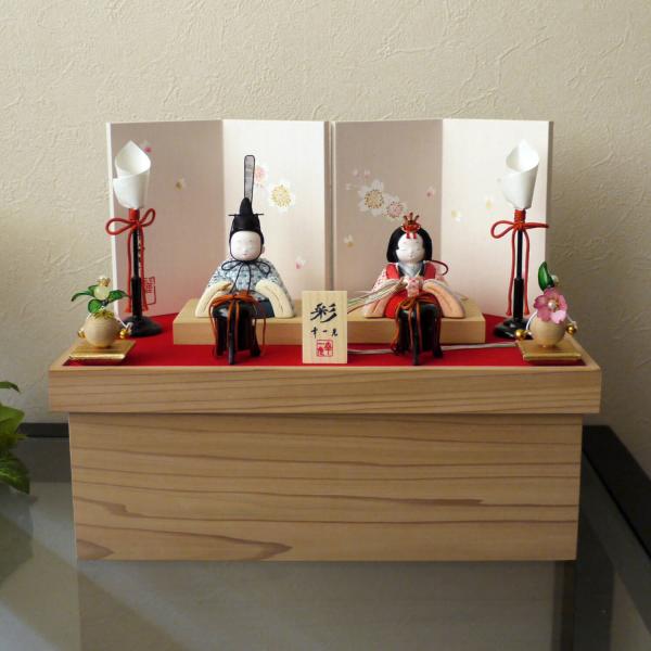 雛人形 コンパクト モダン おしゃれ インテリア ひな人形 おひなさま 幸一光 彩-AYA-市松 小 手描き桜 木製黒塗燭台 貝桶 クリアフラワー桜橘 杉箱赤毛氈収納    収納 かわいい お雛様 雛 親王飾り 増村人形店 MMN0817手...