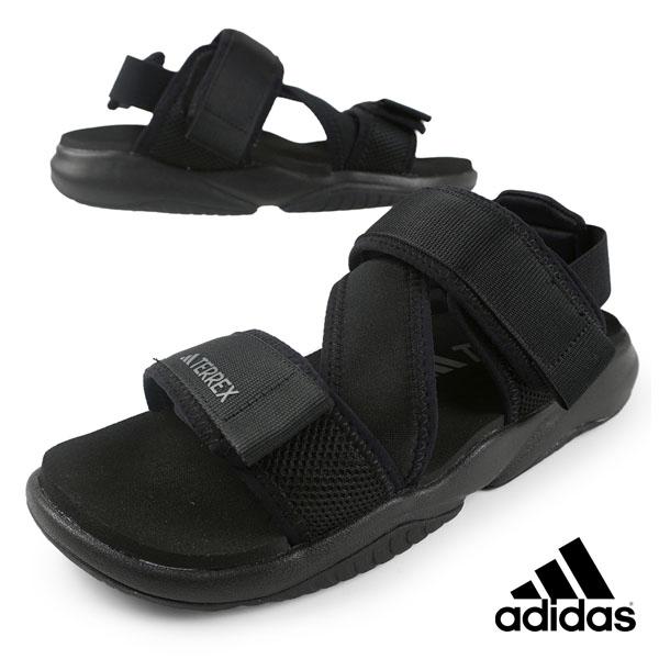 【発売日：2025年05月16日】■商品概要■adidas TERREX SUMRA SANDALS　JR1155アディダス　テレックス スムラ サンダルカラー：コアブラック/コアブラック/グレーフォーアッパー：合成繊維　ソール：ゴム底片足...