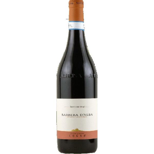 世界で高評価を受けるランゲの名生産者。凝縮したチャーミングな果実味が特徴の、バルベラ種の魅力を最大限引き出した赤ワイン。ワイン評論家のロバート パーカー氏が「まだあまり知られてはいないが、ピエモンテで最も素晴らしいワイナリーの一つである」と...