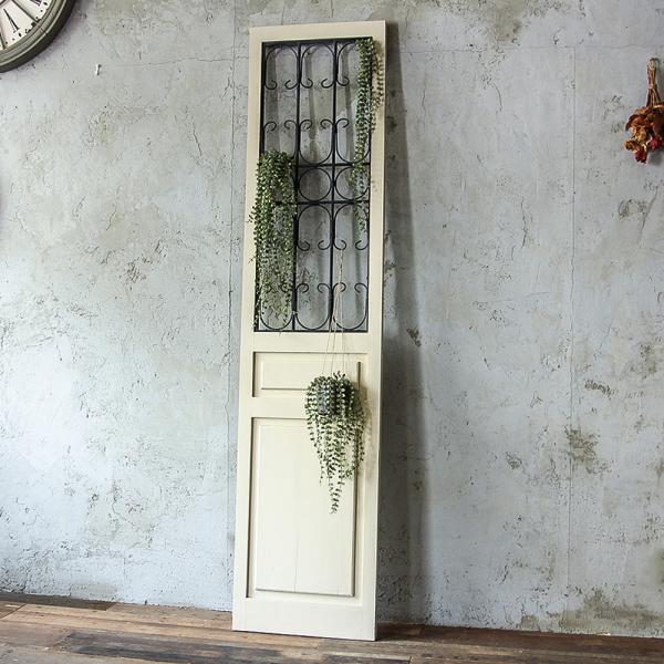 ●壁に立て掛けて簡単におしゃれな壁面インテリアが完成！●グリーンアイテムなどをお好みで装飾することもできます。※イメージ写真のグリーンは付属しておりません●両面仕上げなので専用金具を使用し(別売)お部屋の間仕切りとしても使用していただけます...