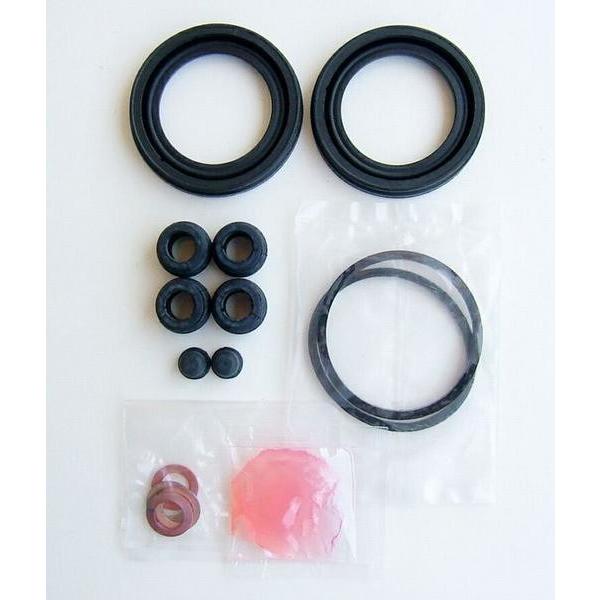 ブレーキキャリパーのオーバーホールシールキット（フロント用）★商品詳細★ディスクブレーキキャリパーの作動用ピストンシールキットです。ゴム製の為、長期間交換していない場合は、キャリパーの高熱により劣化、硬化してピストンを正常に押せなくなり、ブ...