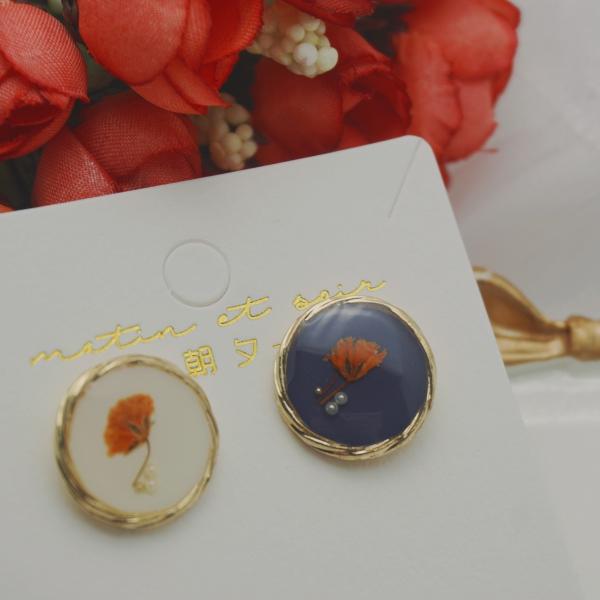 サイズ詳細：長さ1.7 cmポスト部分はS925素材を使用しております。アレルギー反応に関しましては、個人差がございますので全ての方に適合するものではございません。