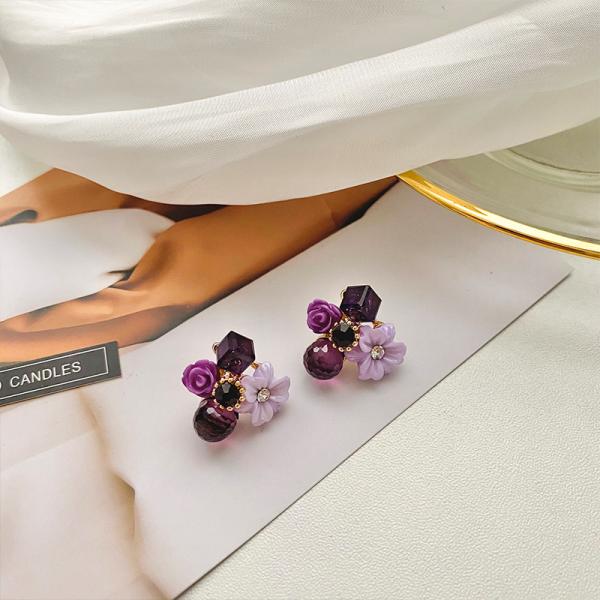 サイズ詳細：長さ1.9cm 素材：アクリルポスト部分はS925素材を使用しております。アレルギー反応に関しましては、個人差がございますので全ての方に適合するものではございません。